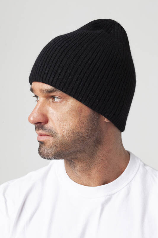 czapka wełniana męska, czapka męska z pomponem, czapka welniana